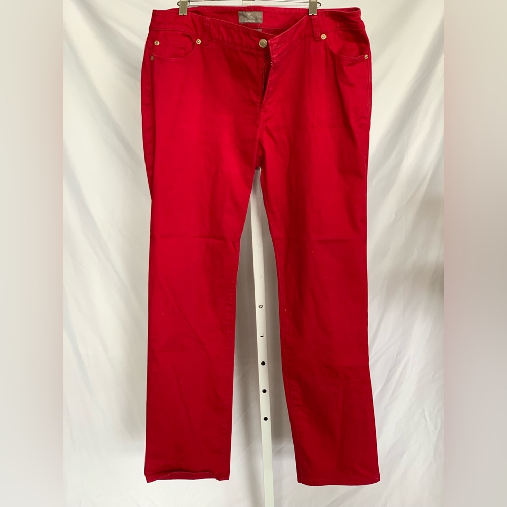 Chico’s (2.5r) So Slimming Red Jeans - Gem